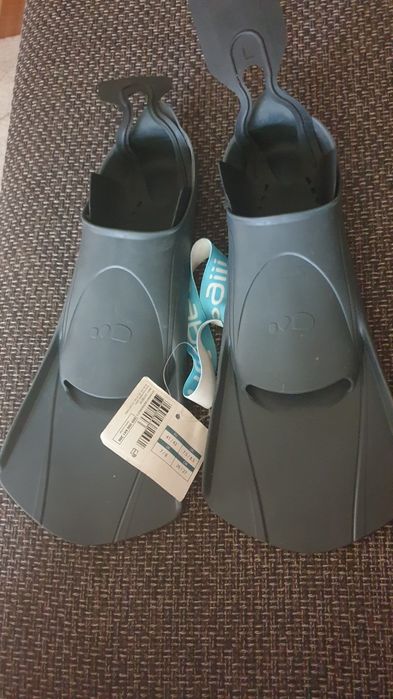 Echipament sportiv pentru Înot- Labe Brasov • OLX.ro