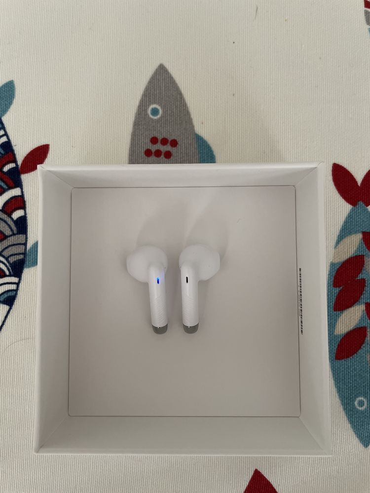 Golden Sound Pods безжични слушалки гр. Бургас Братя Миладинови • OLX.bg