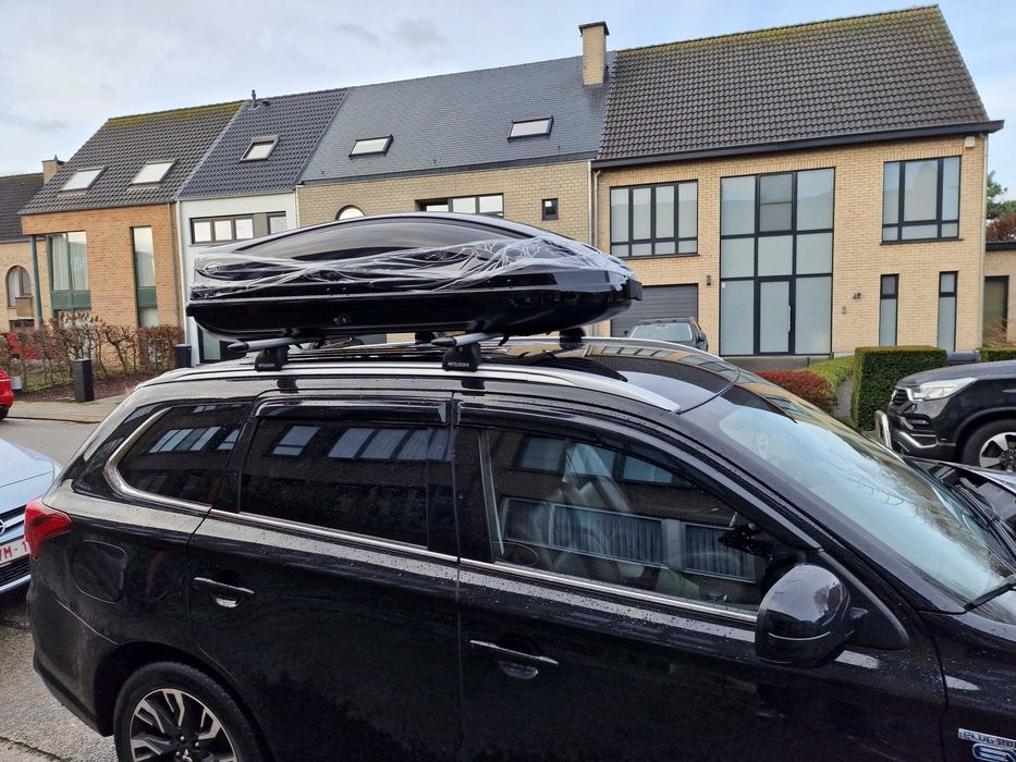Thule Atlantis 200.-175 x 82 x 45 cm; 440 L.Автобокс Rang Rover гр ...