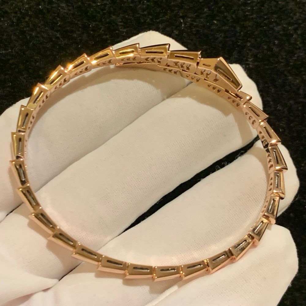 Золотой браслет BVLGARI: 1 600 000 тг. - Браслеты Астана на Olx