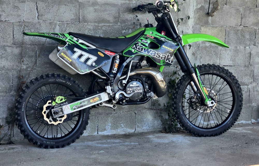 Kawasaki kx 250cc Somanesti • OLX.ro