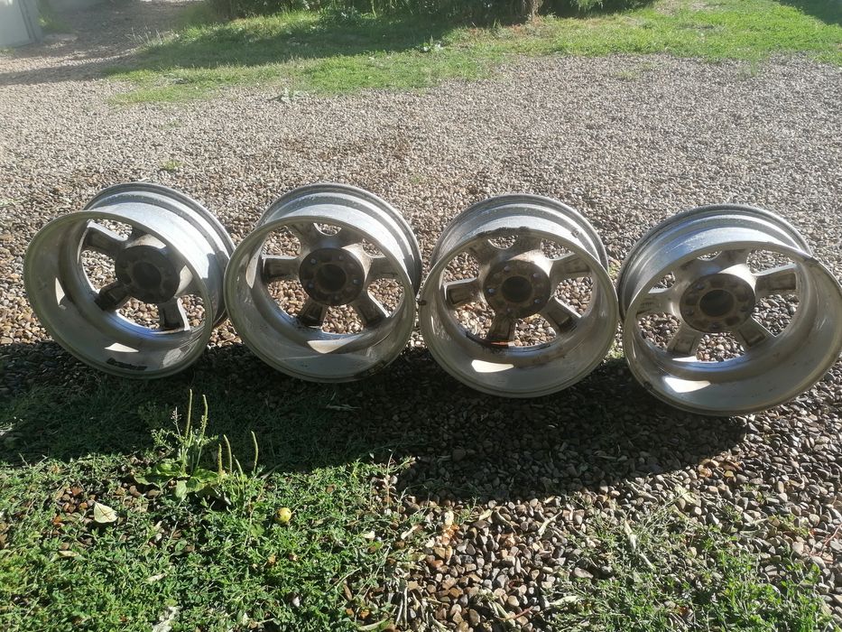 Jante bmw E46 R16 Radauti • OLX.ro