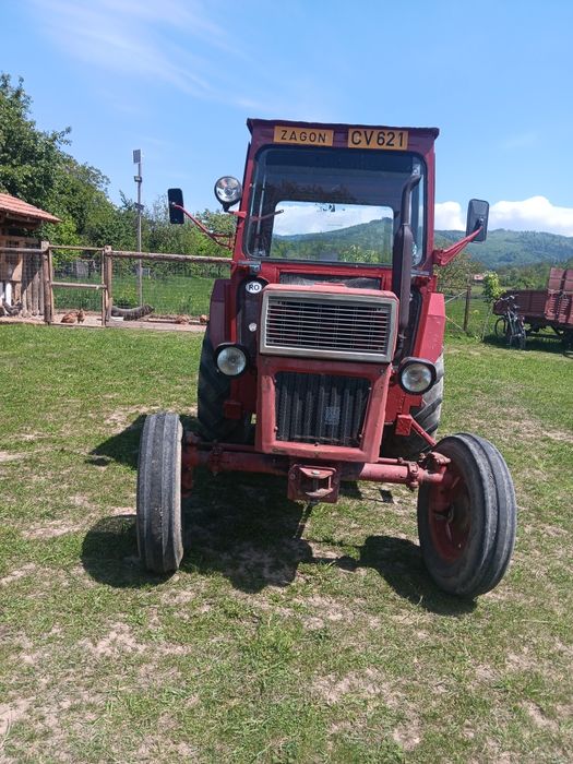Tractor 445 de vânzare Zagon • OLX.ro