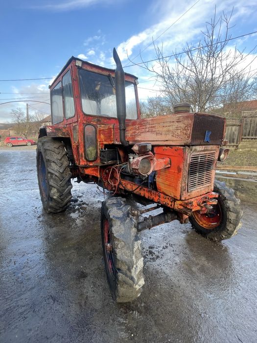 Vand tractor u650 Budesti • OLX.ro