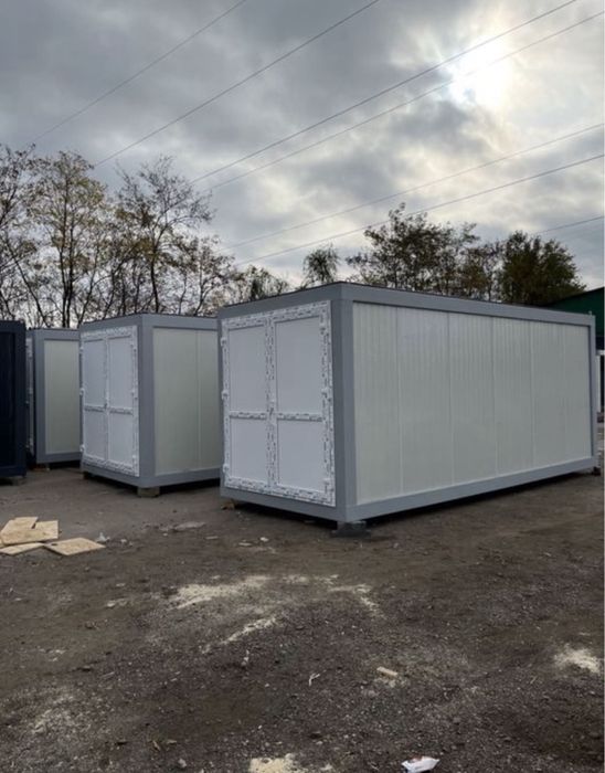 Vand container vitrina modular Iasi • OLX.ro