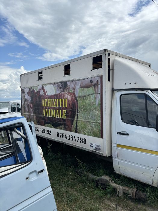 Cub Mercedes Sprinter/Vw Lt din fibra Bistrita • OLX.ro