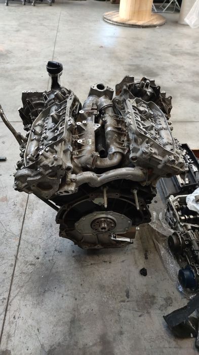 Motor 3.0 v6 v9x 2.5 nissan navara pathfinder Cluj-Napoca • OLX.ro