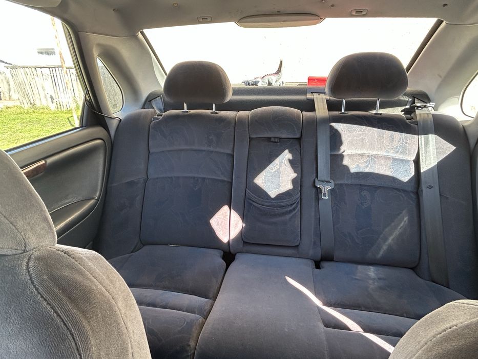 Masina Volvo ES 40 1998 Tarcau • OLX.ro