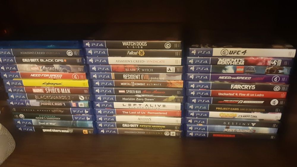 Vand jocuri Playstation 4 Galati • OLX.ro