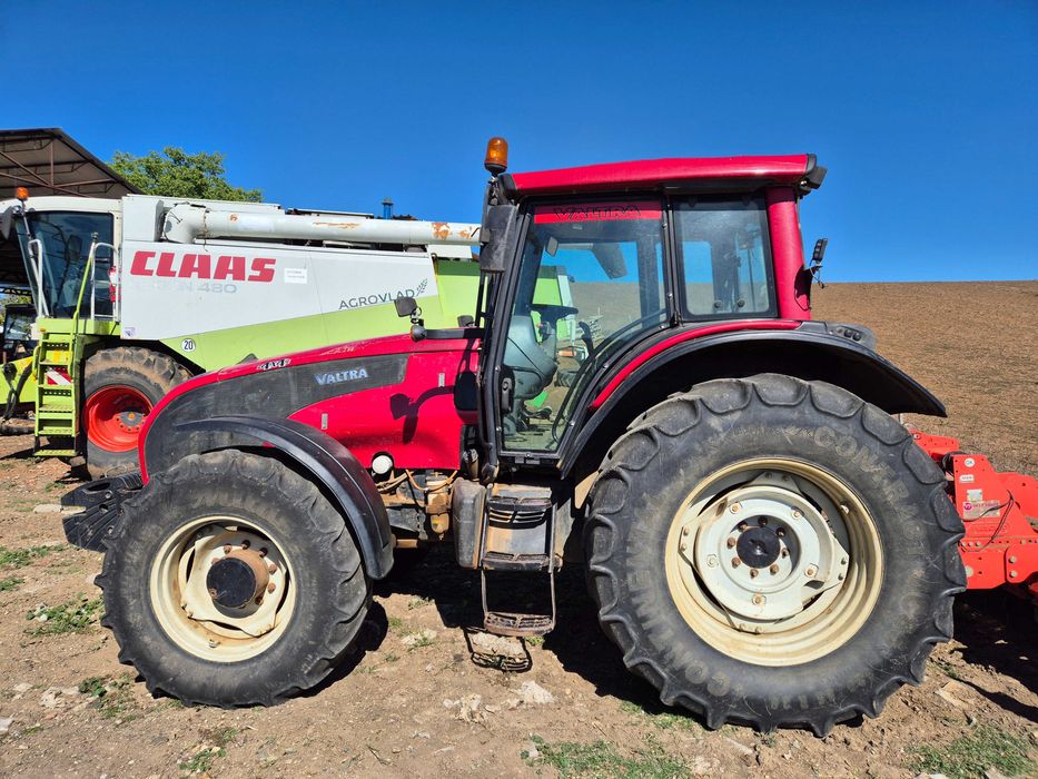 Tractor Valtra t171 Ortisoara • OLX.ro