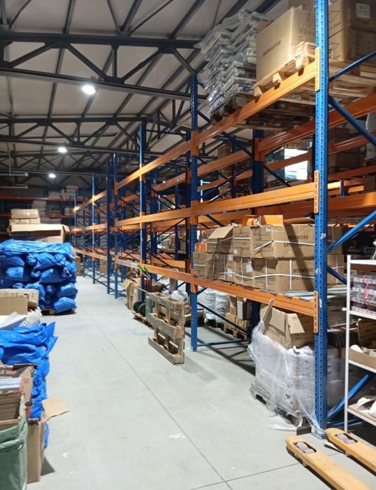 Rafturi metalice depozitare Piatra Neamt • OLX.ro