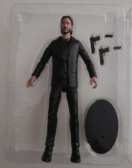 Diamond Select John Wick Action Figure Keanu Reeves гр. София Център ...