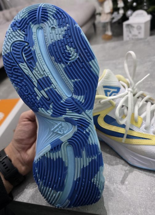 Adidasi Nike Gianis Immortality Baschet Mosnita Veche • OLX.ro