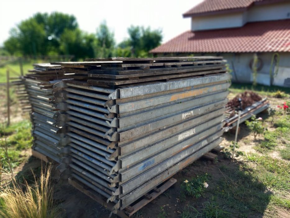 Schelă metalică 150mp Mosnita Noua • OLX.ro