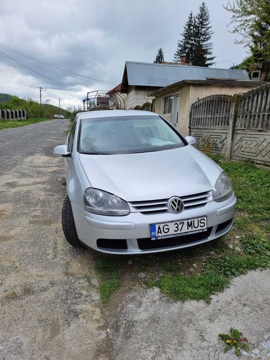 Volkswagen Golf 5 2.0 fsi Campulung • OLX.ro