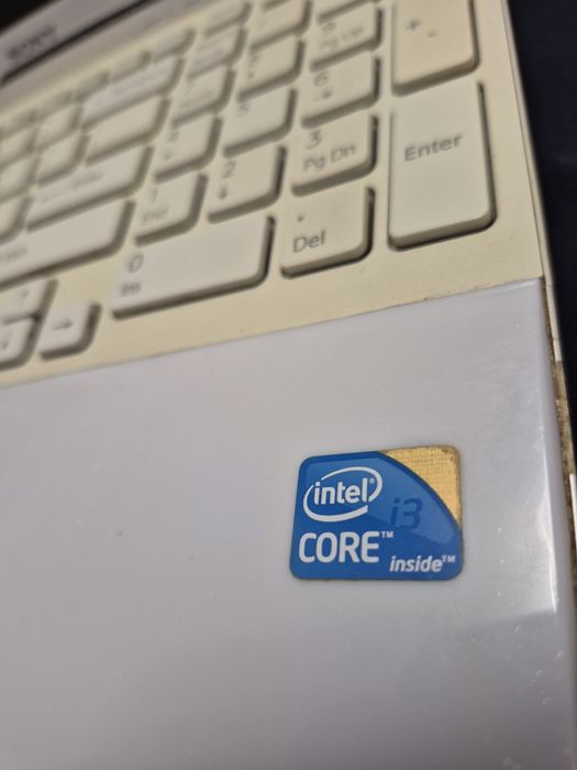 Laptop Sony vaio Iasi • OLX.ro