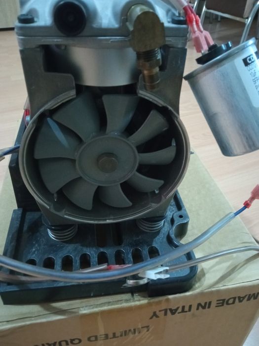 Продавам сух компресор,стоматологичен. гр. Русе КТМ • OLX.bg