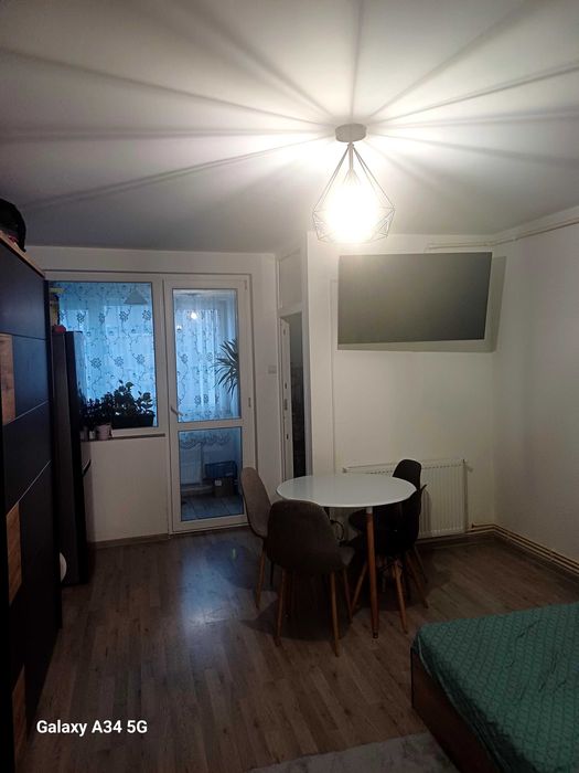 Inchiriez garsoniera Brasov • OLX.ro