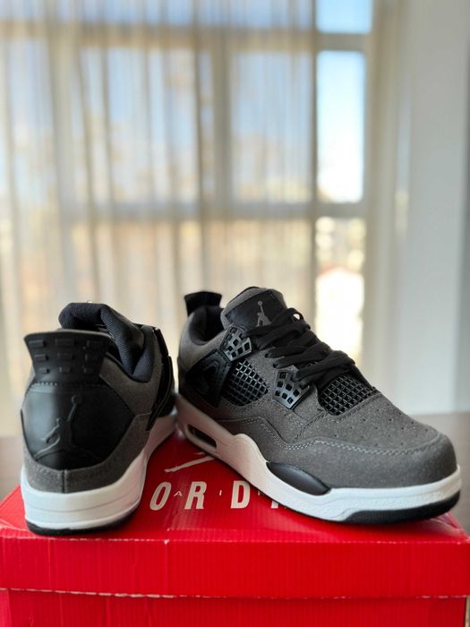 Adidasi Jordan 4 Retro Grey - Adidasi Noi Cu cutie Bucuresti Sectorul 3 • OLX.ro