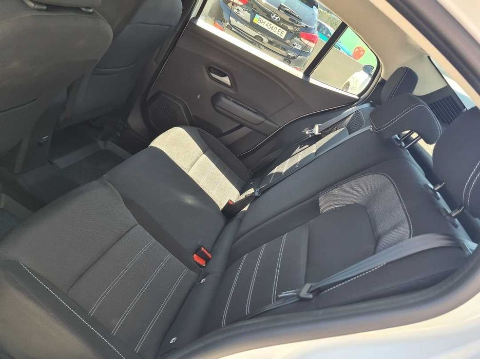 Dacia Logan 3 varianta full Prestige+ de vânzare cu colant activ bolt ...
