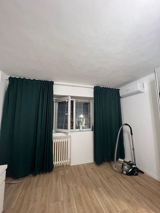 Proprietar vand garsoniera Parc Sebastian, 36mp, mobilata, parcare ...