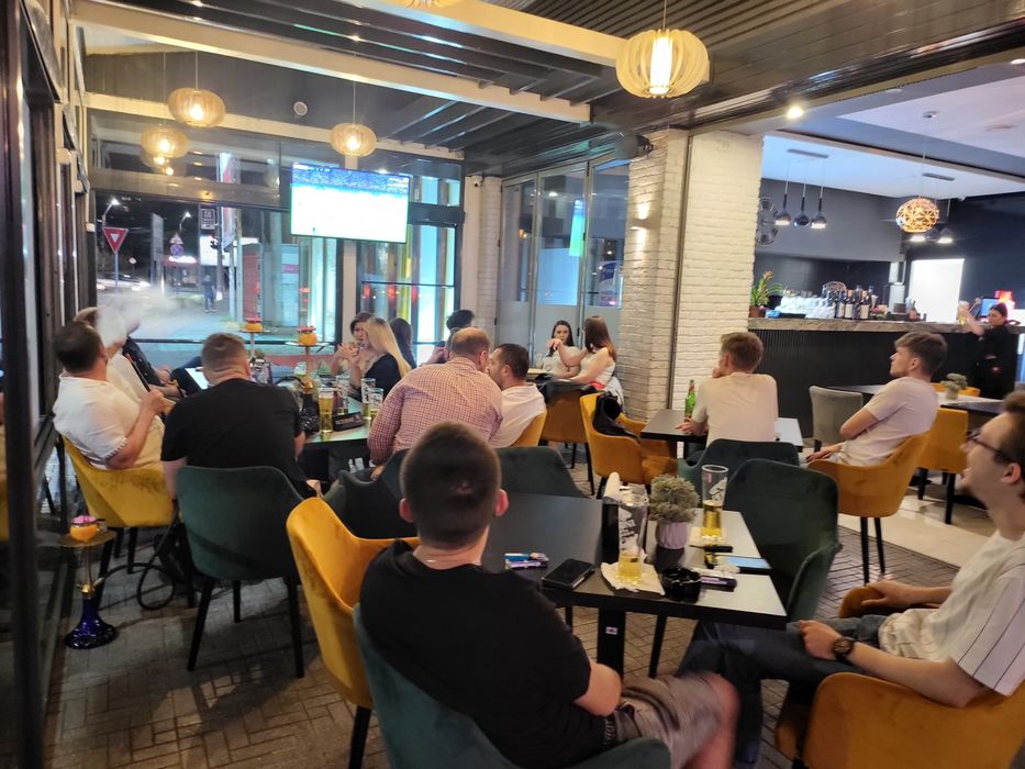 Vând afacere horeca. Restaurant Bivolari • OLX.ro