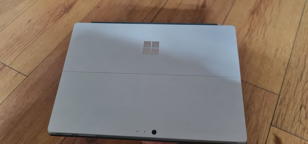Microsoft Surface 4 pro Bucuresti Sectorul 5 • OLX.ro