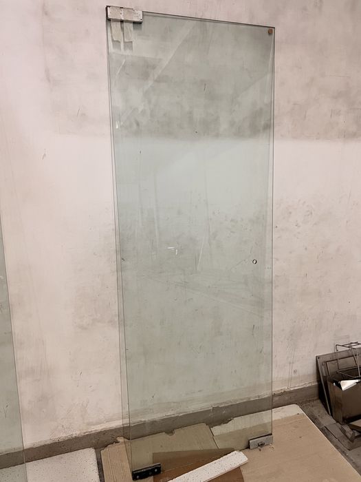 Стъклена врата гр. София Дружба 2 • OLX.bg