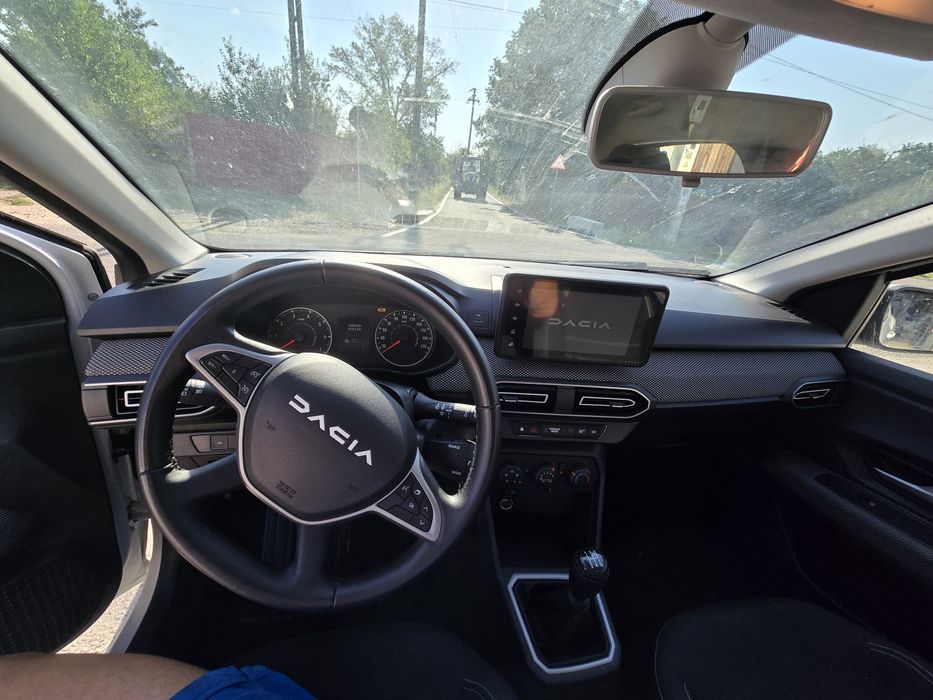 Sandero 11/2023 1.0 TCE GPL fabrica navigatie camera avariat Lovit ...