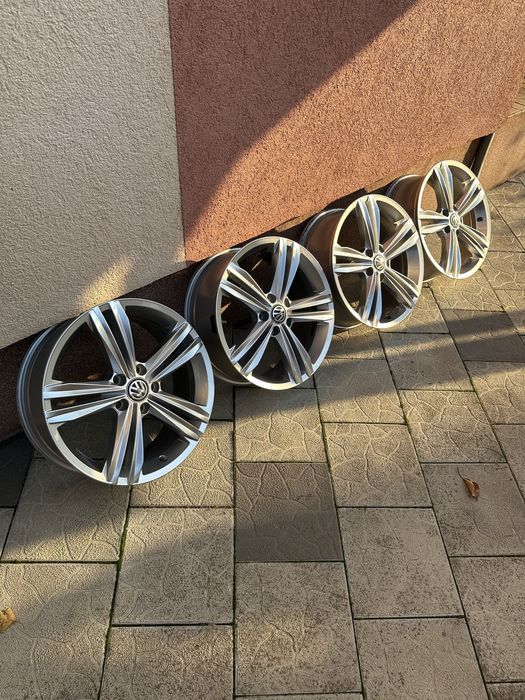 Jante R18 5x112 Sebring OEM VW Iasi • OLX.ro