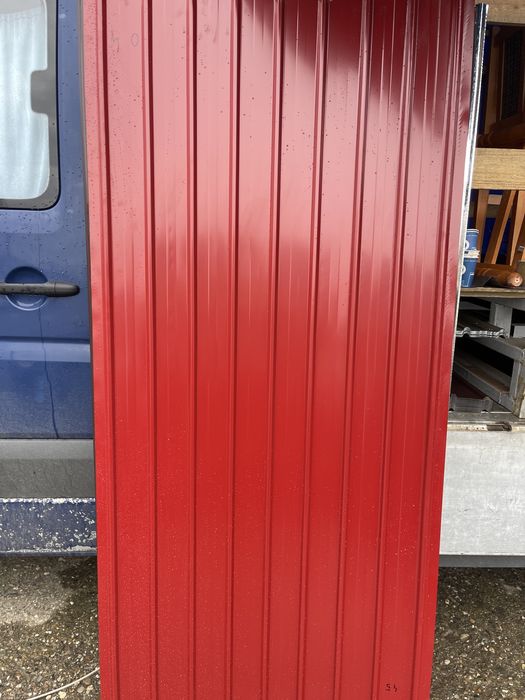 Tabla cutata pentru gard și acoperiș Sibiu • OLX.ro