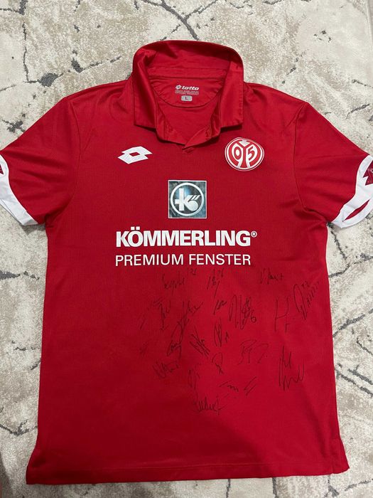 Tricouri fotbal originale – Dortmund, Bayern, Barcelona, Mainz, Alaves ...