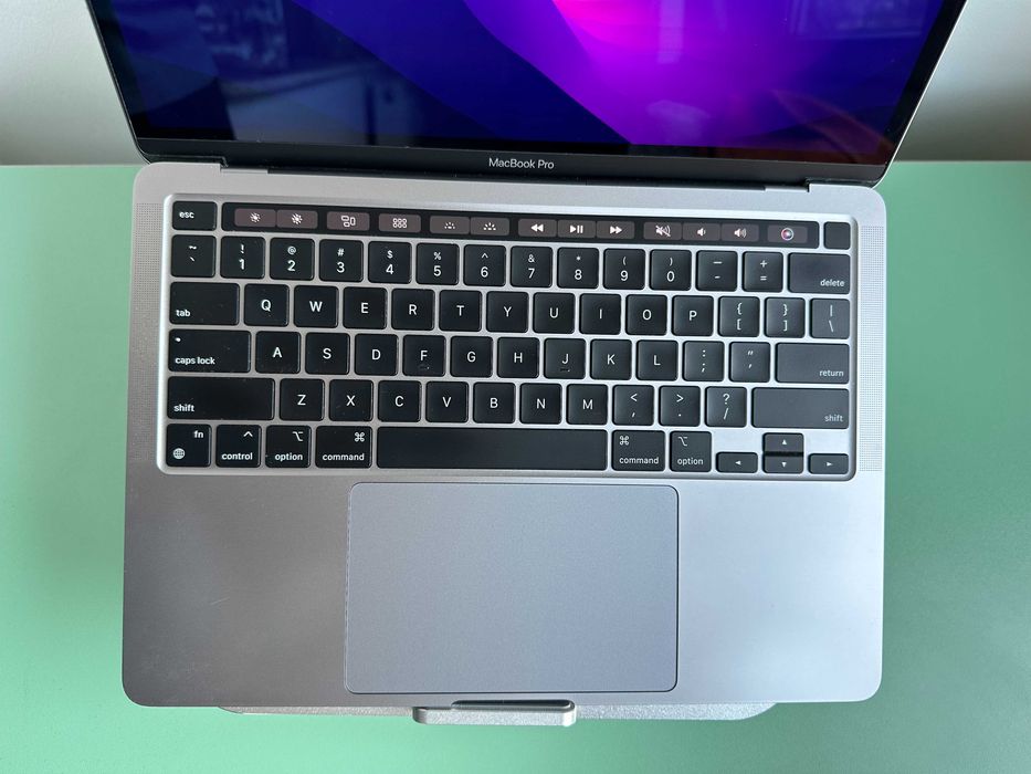 MacBook Pro (13-inch, M1, 2020) 16 GB RAM 256GB Memorie Bucuresti ...