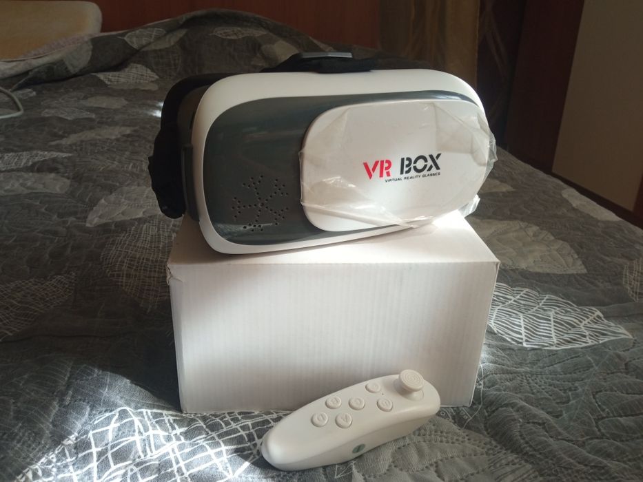 Очила за виртуална реалност + контролер / джойстик VR BOX + controller ...