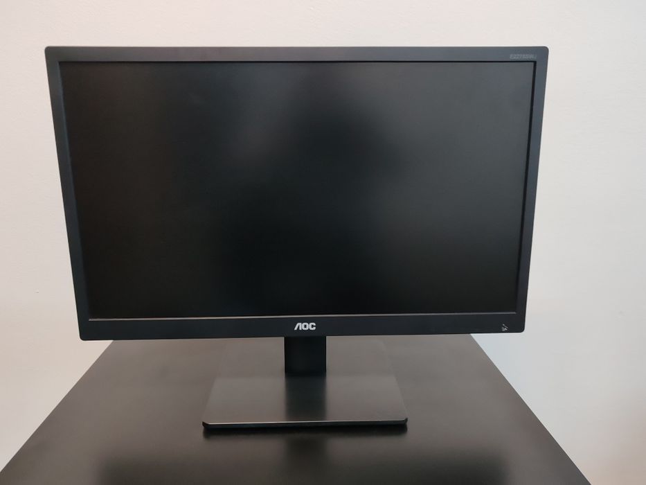 Monitor AOC de 22 inch, cu difuzoare Miercurea-Ciuc • OLX.ro