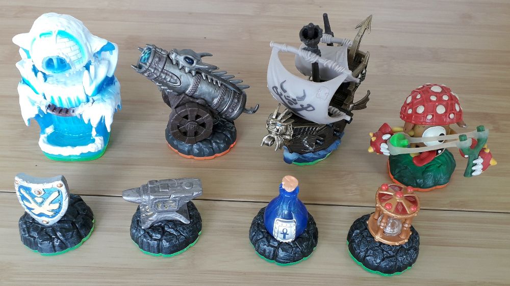 Skylanders Spyro Giants Swap Force Trap Team Disney Lego Portal Santana ...