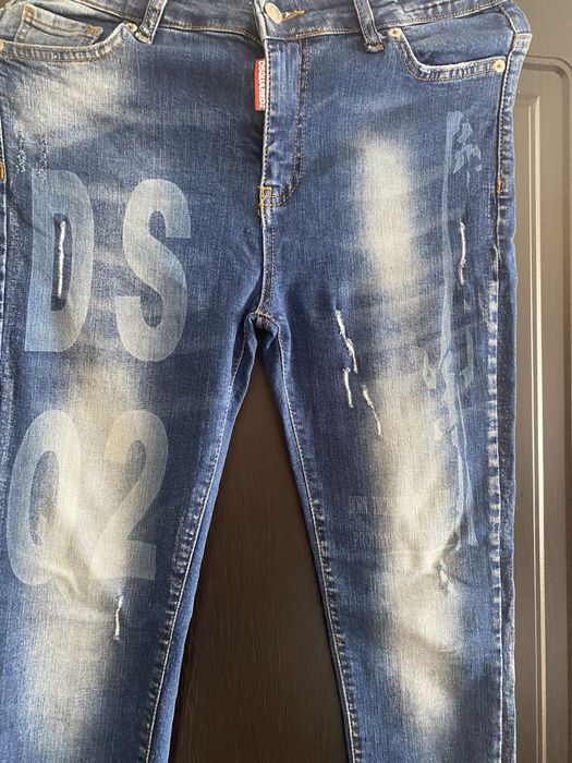 Blugi Dsquared 2 , mărimea 31 Capat • OLX.ro