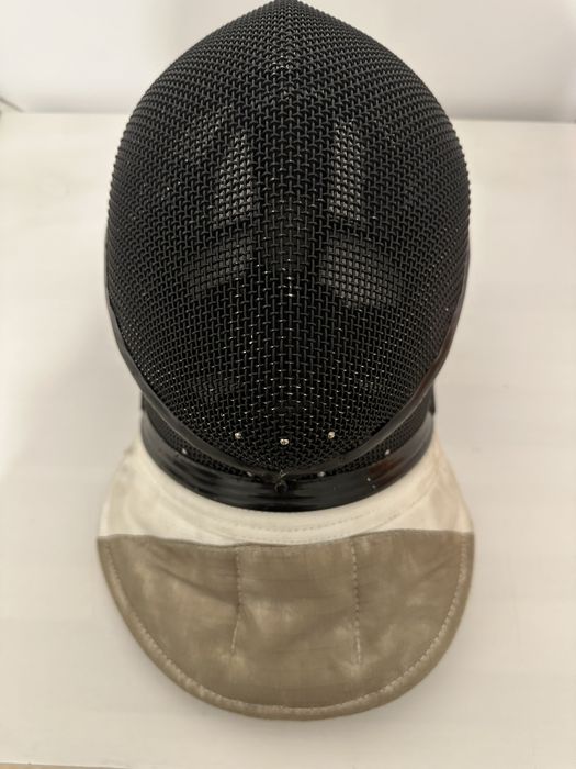 Masca scrima Leon Paul floreta 1600N Ilfov Chitila • OLX.ro