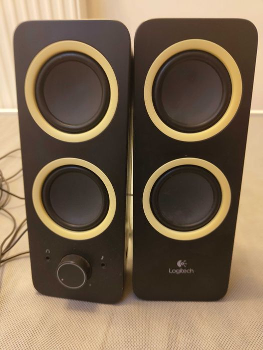 Boxe calculator Logitec aproape noi Timisoara • OLX.ro