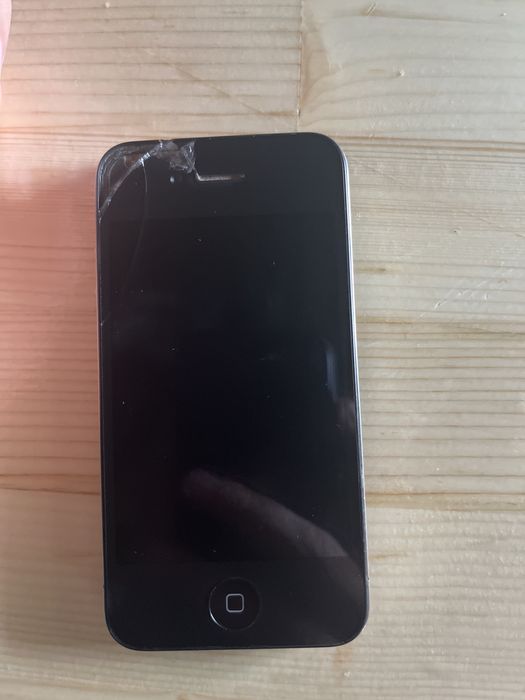 Iphone 4s pentru Goleasca • OLX.ro