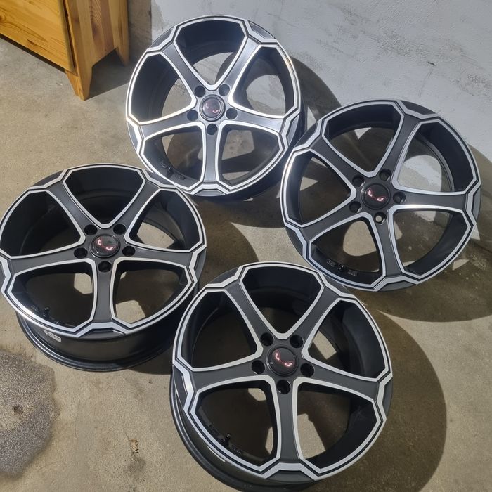 Jante Concave R17 5x112 Mercedes Audi Skoda Seat Bmw VW Faget • OLX.ro
