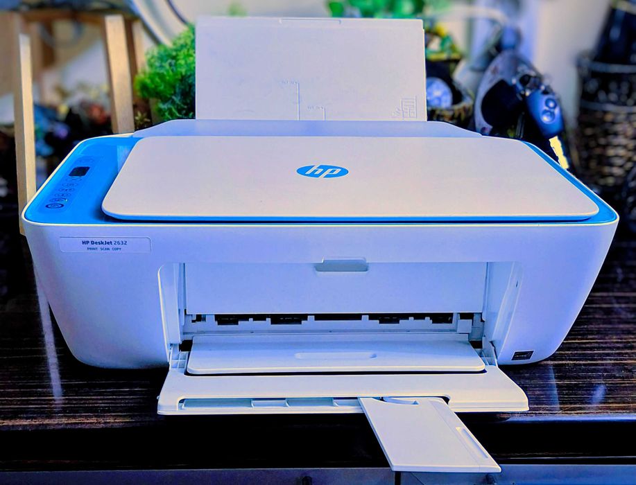 Imprimantă Multifuncțională HP DeskJet 2600 All-in-One cu WiFi Alba ...