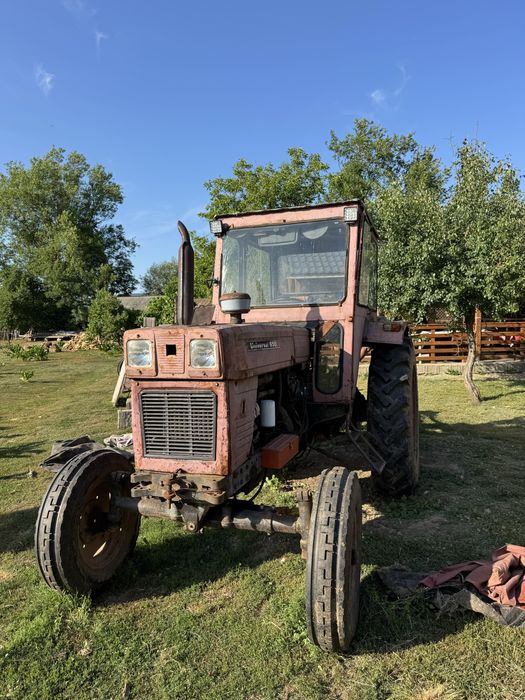 Tractor universal u650 Baia Mare • OLX.ro