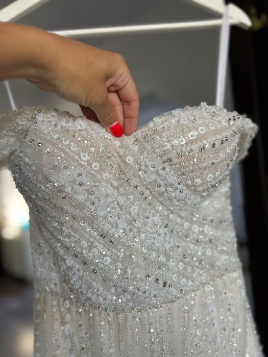 Rochie de mireasă Luce Sposa model Luciana Navodari • OLX.ro