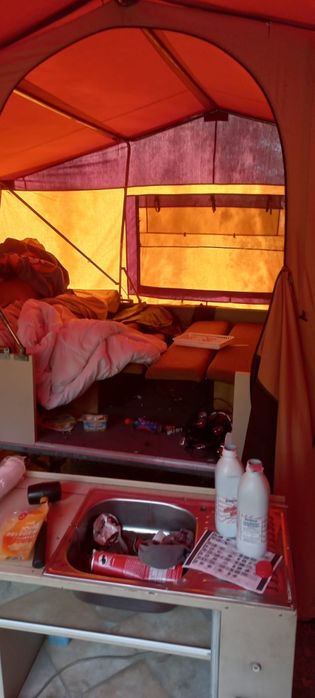 Rulota tip remorca cort pliabil 600 kg inmatriculata RO Este de 6 pers ...