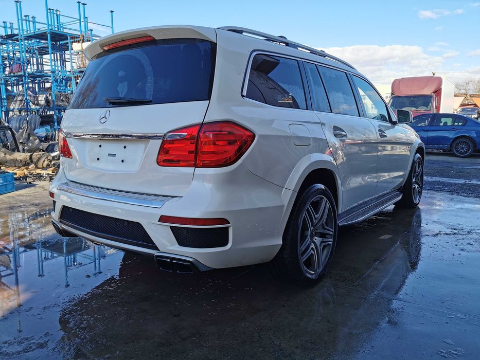 Dezmembrez mercedes GL X166 GL 63 amg/bara fata amg/frane amg/interior Targoviste • OLX.ro