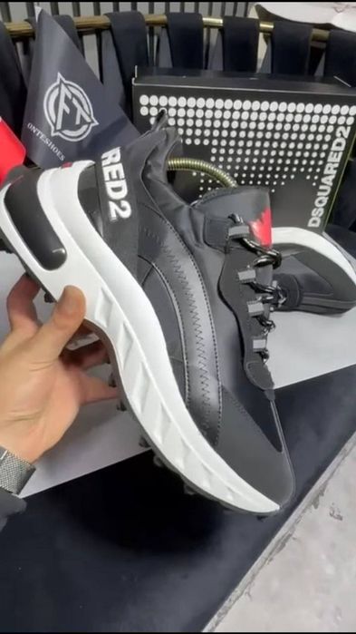 Adidasi barbatesti Dsquared 2 Cluj-Napoca • OLX.ro