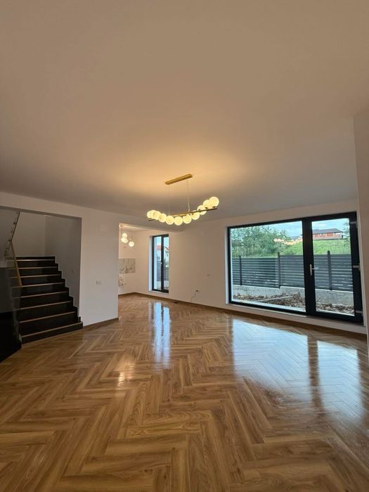 Vila individuala Pitesti - Trivale Capitol Golden Residence Trivale ...