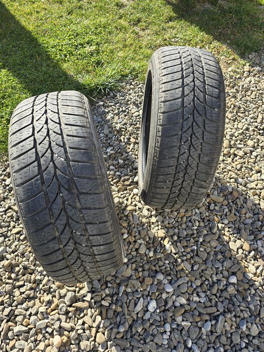 Vand 2 anvelope iarna 205 55 16 Brasov • OLX.ro