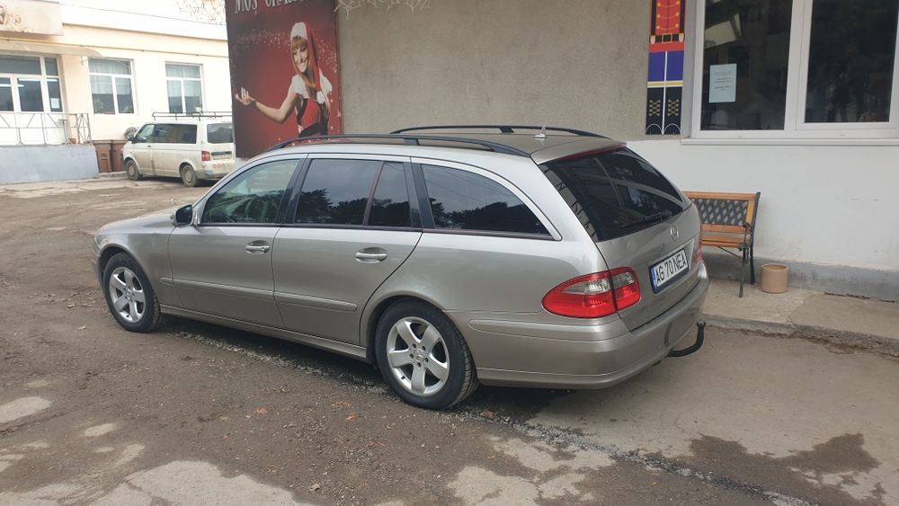 Mercedes Benz W211 E CLASS E220 170CP facelift 2007 Combi Curtea de Arges • OLX.ro
